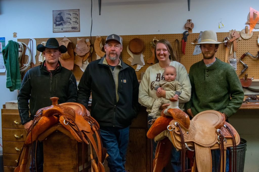 K Bell Enterprises, Three Peaks Performance Horses - Consignor Bio - WY ...